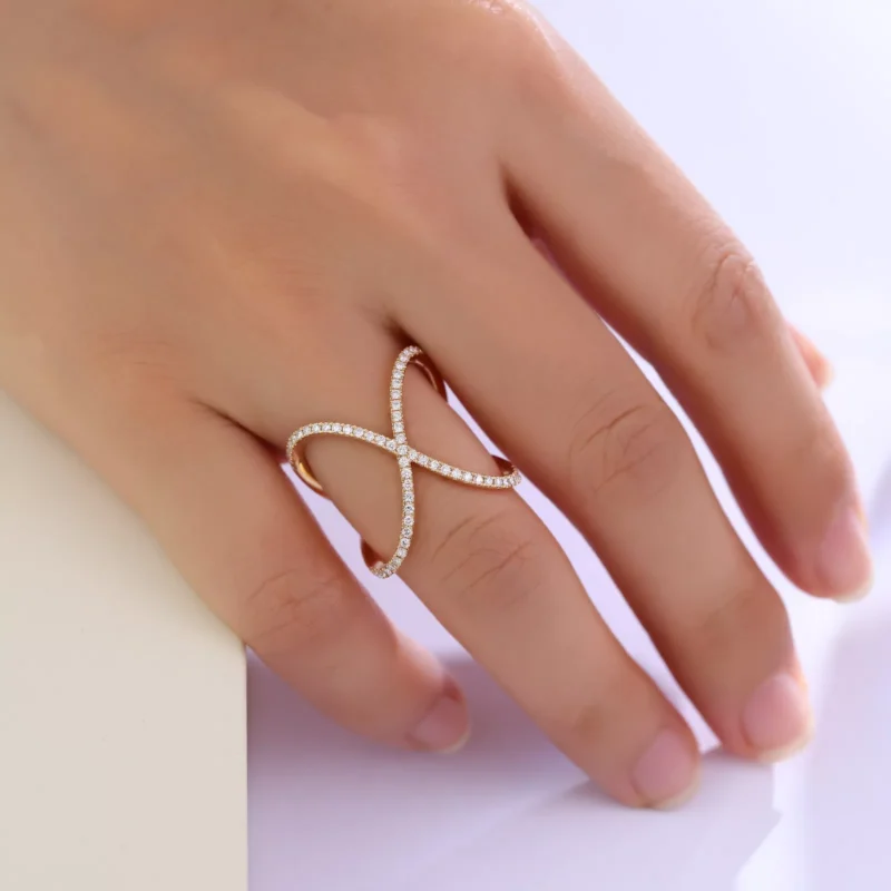 Bow Brilliance Ring | Round-Cut Moissanite Ring with Symmetrical Bow ...